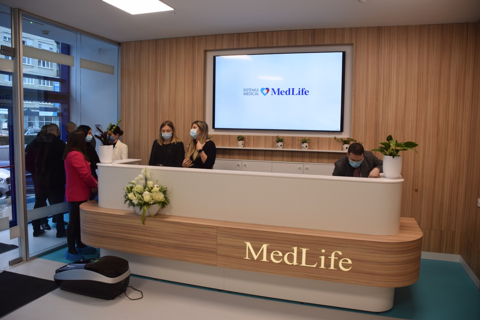 Medlife a deschis cea mai mare clinică din Sibiu! Investiție de 2,5 ...