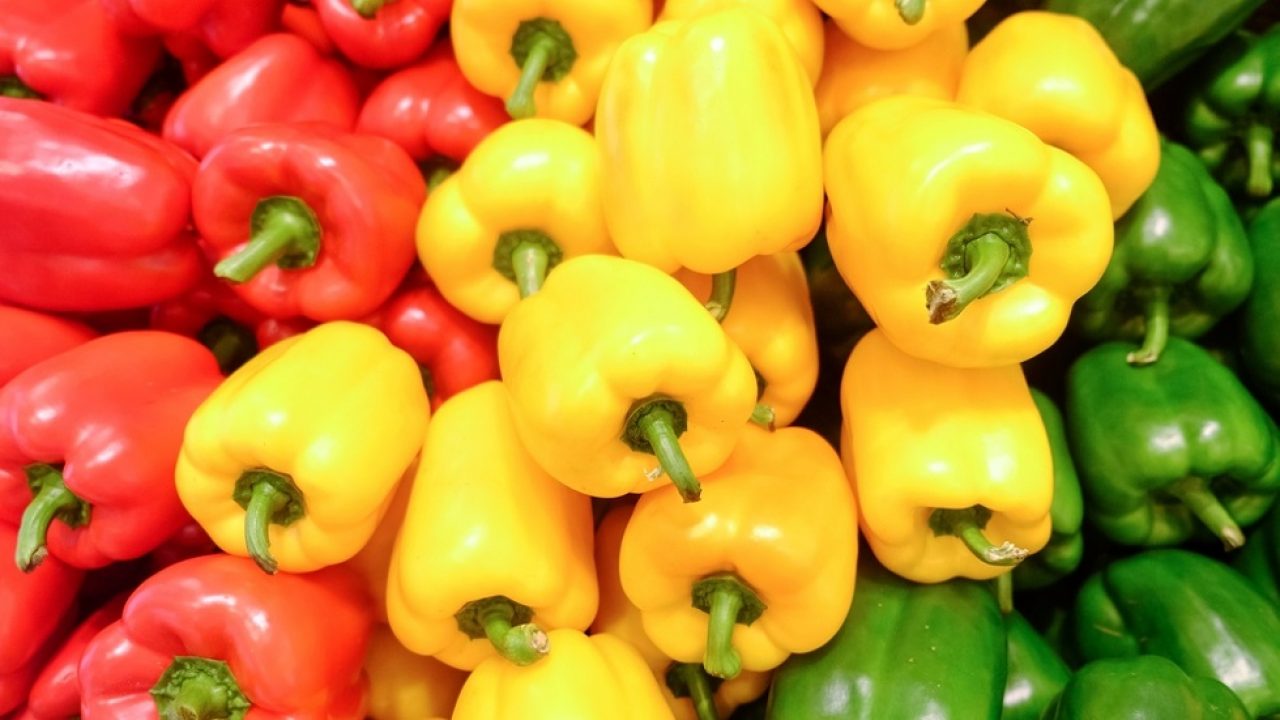 Cea mai bogată legumă în vitamina C. Previne ulcerul gastric și te ...