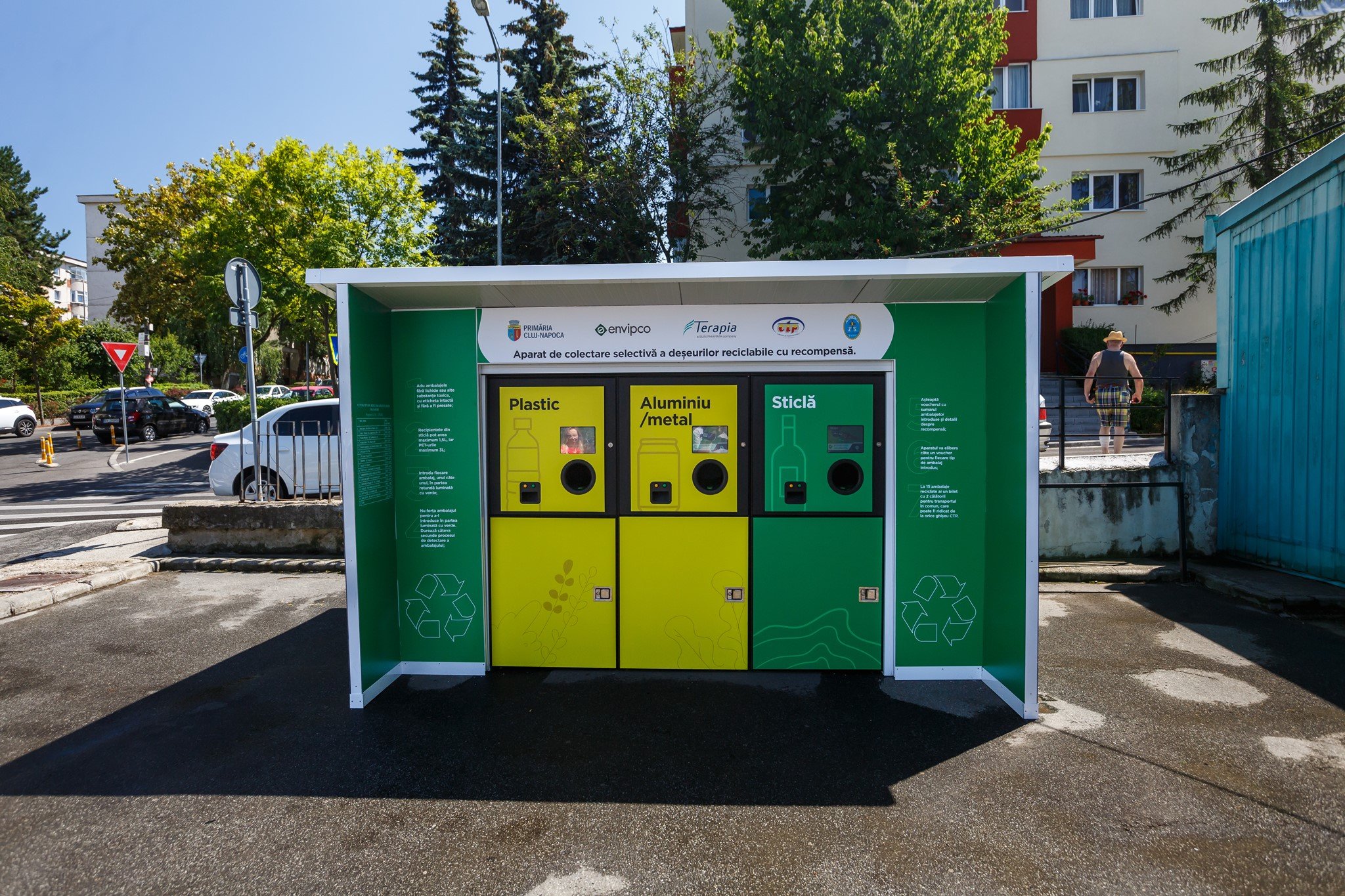 Mănășturenii care reciclează primesc bilete gratuite de autobuz. Un nou ...