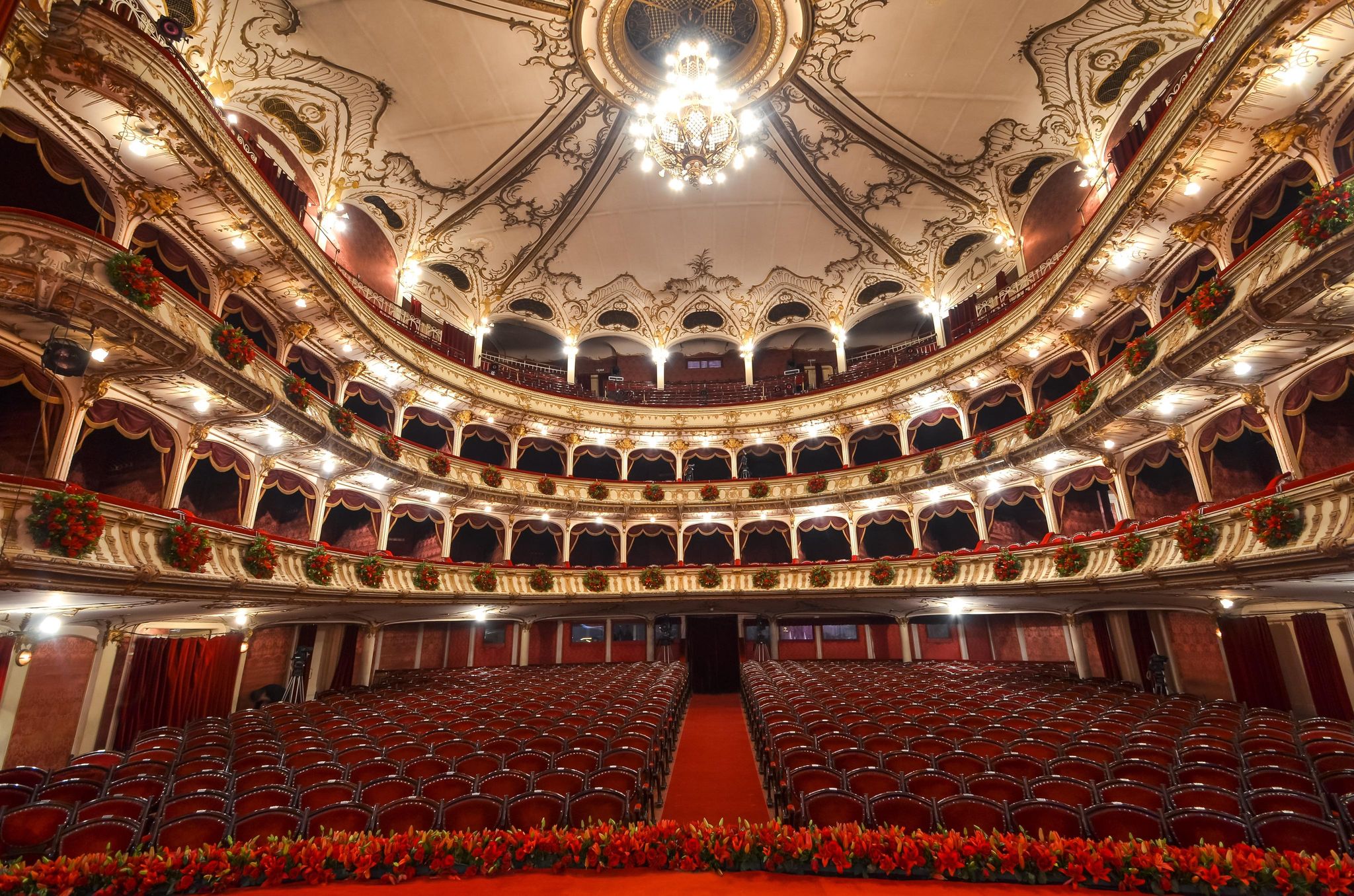 Opera Națională din Cluj-Napoca a împlinit 103 ani! A fost prima ...
