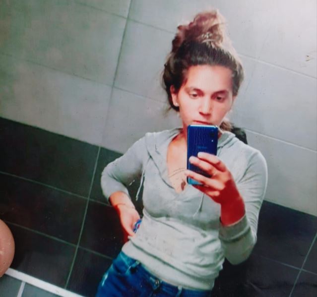 O fată din comuna Recea-Cristur, dată dispărută! Poliția o caută. AȚI ...