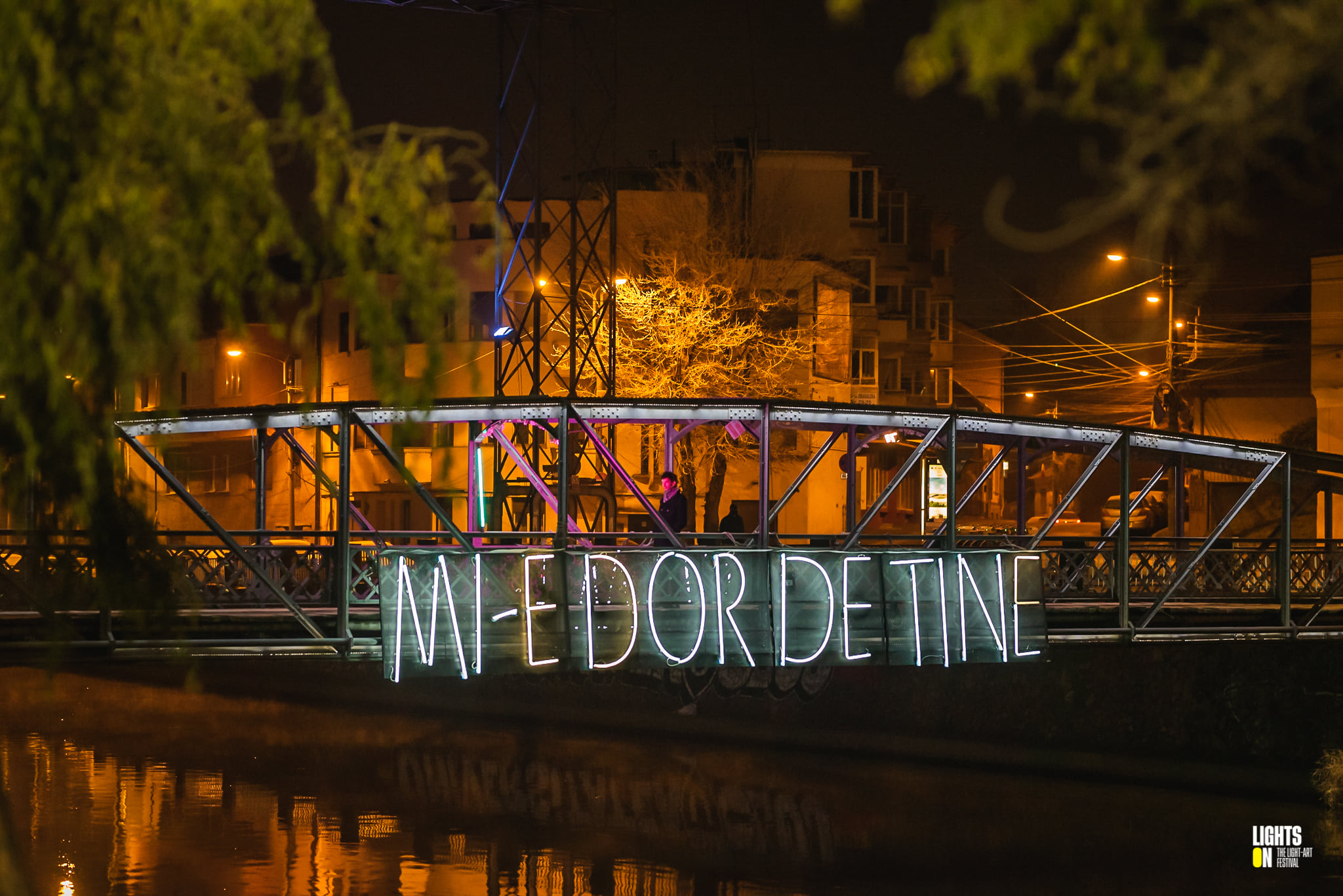 Festivalul de lumini Lights On revine la Cluj-Napoca. Instalații ...