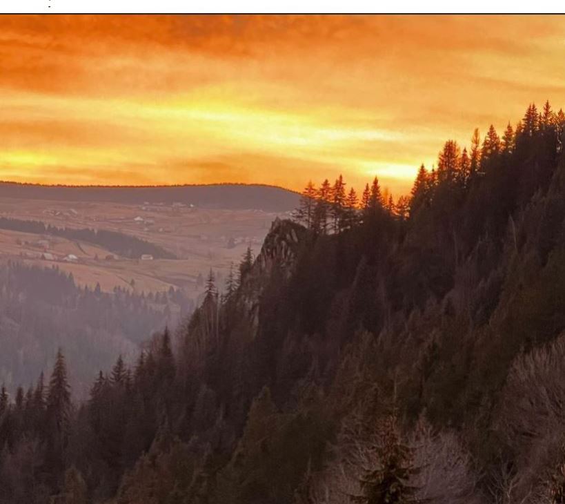 Apus spectaculos la Mărișel! Fotografii care îți taie respirația cu ...