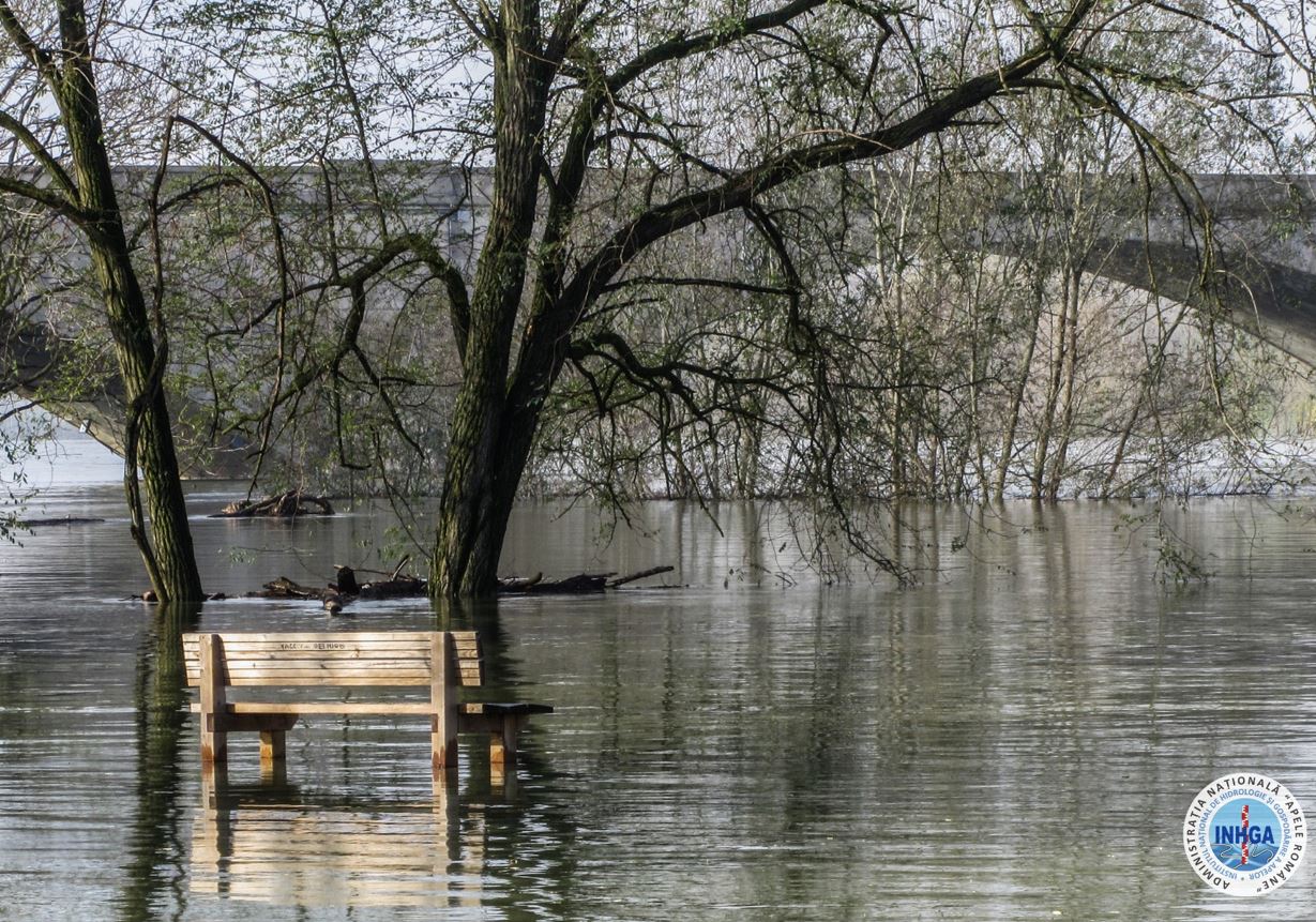 Cod galben de inundații pe râuri din Cluj, valabil până duminică ...