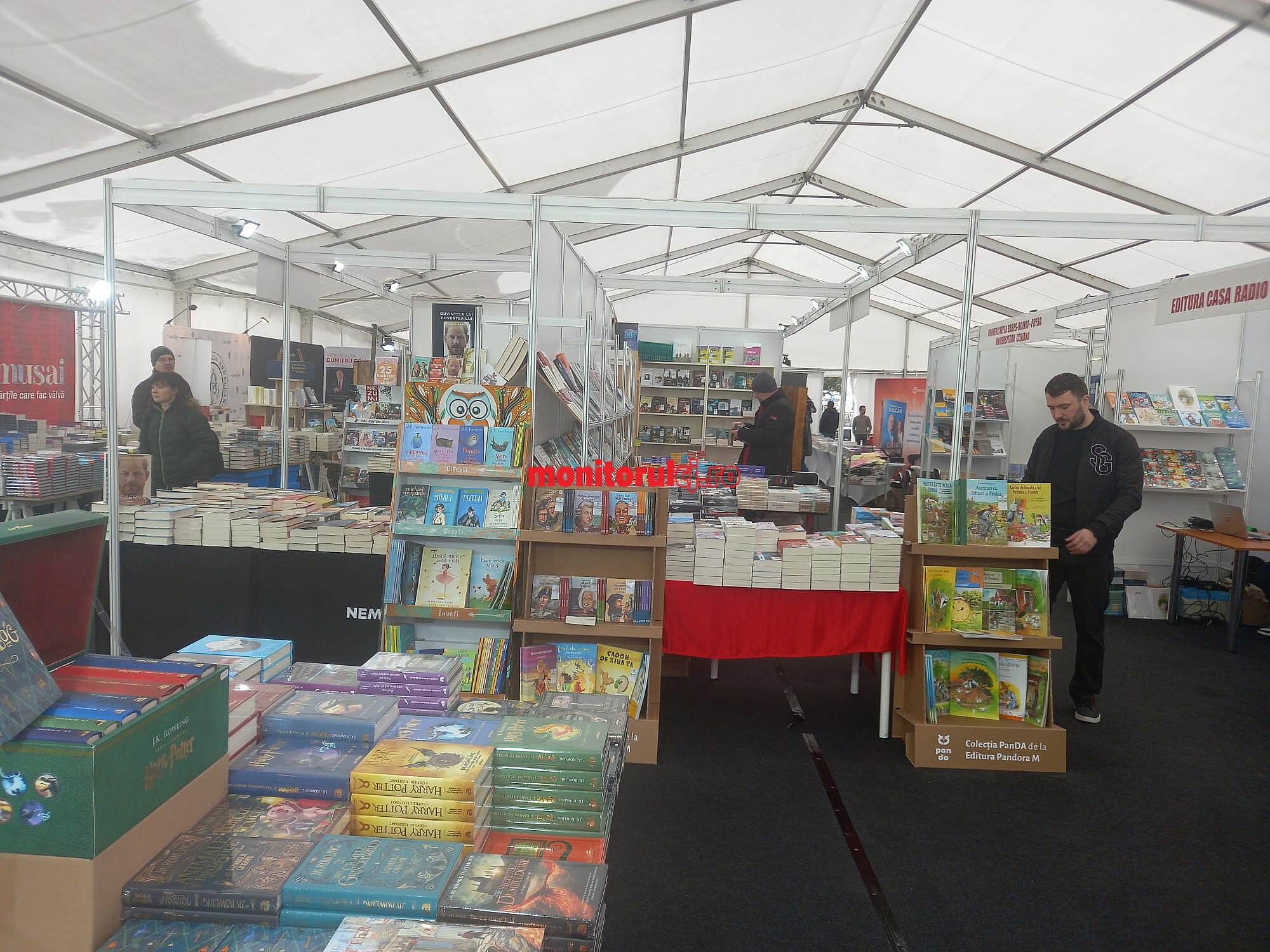 Peste 10.000 de pasionați de lectură, așteptați la Târgul de Carte ...