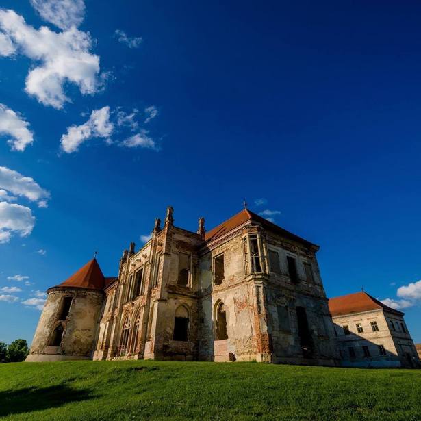 Șase castele din apropierea Clujului care merită vizitate. Sunt ...