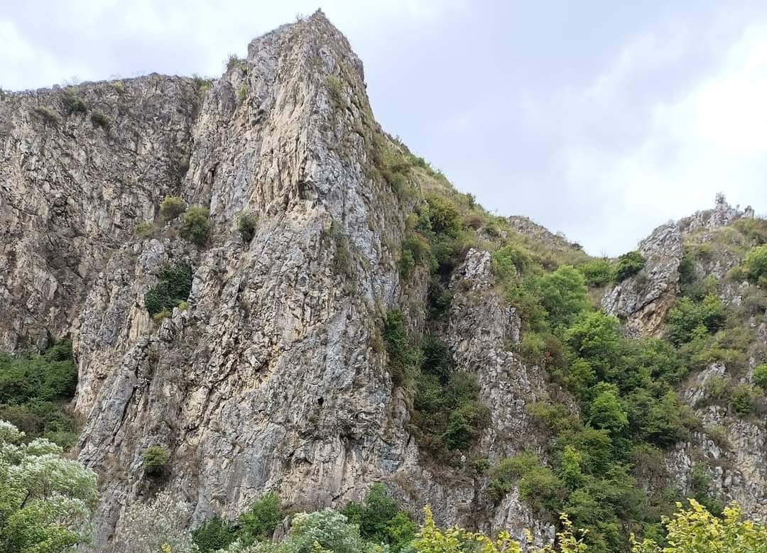 Cheile Turenilor, destinație de weekend pentru iubitorii de aventură și ...