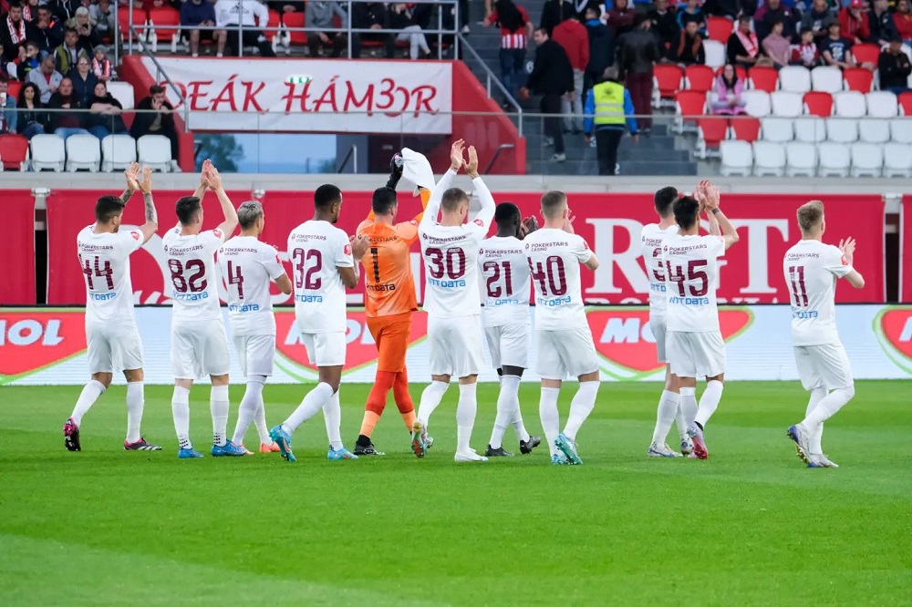 CFR Cluj renunță la 10 jucători, după un sezon sub așteptări