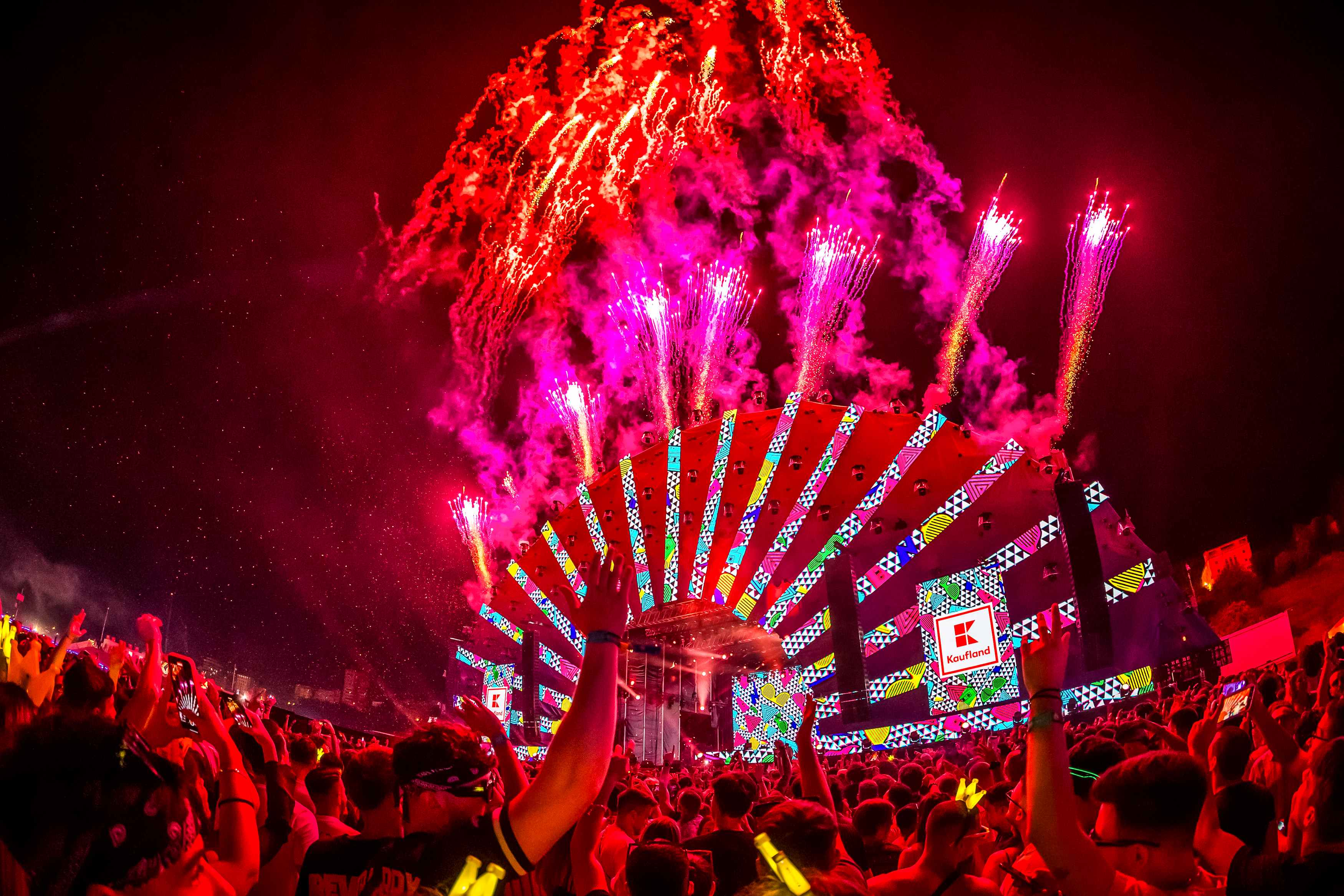 Cum a fost a doua zi de Neversea? 20 de torturi, pregătite de Steve ...