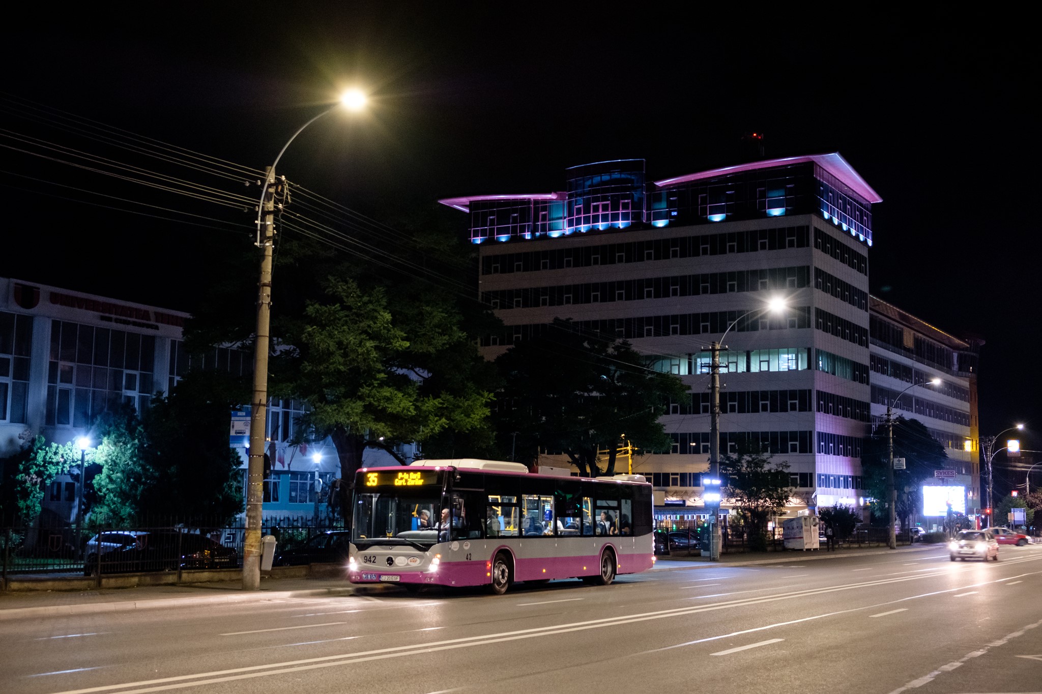 Transport public TOATĂ NOAPTEA, pe perioada Untold. Trasee deviate și ...