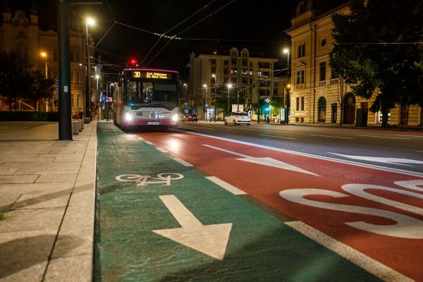 Program prelungit pentru transportul public, de Derby-ul Clujului! Până la ce oră poți să ...