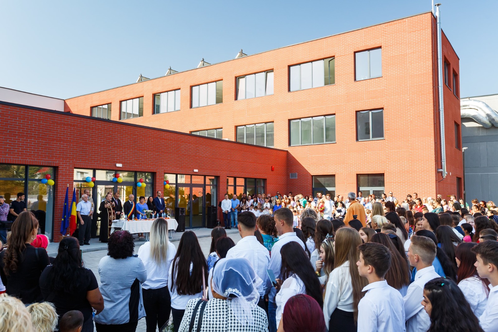 Emil Boc, despre testarea antidrog a elevilor: „Susțin un regim riguros ...