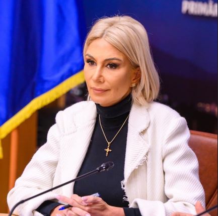 Lapidariul medieval al Muzeului de Istorie a Transilvaniei, vernisat în prezența ministrului ...