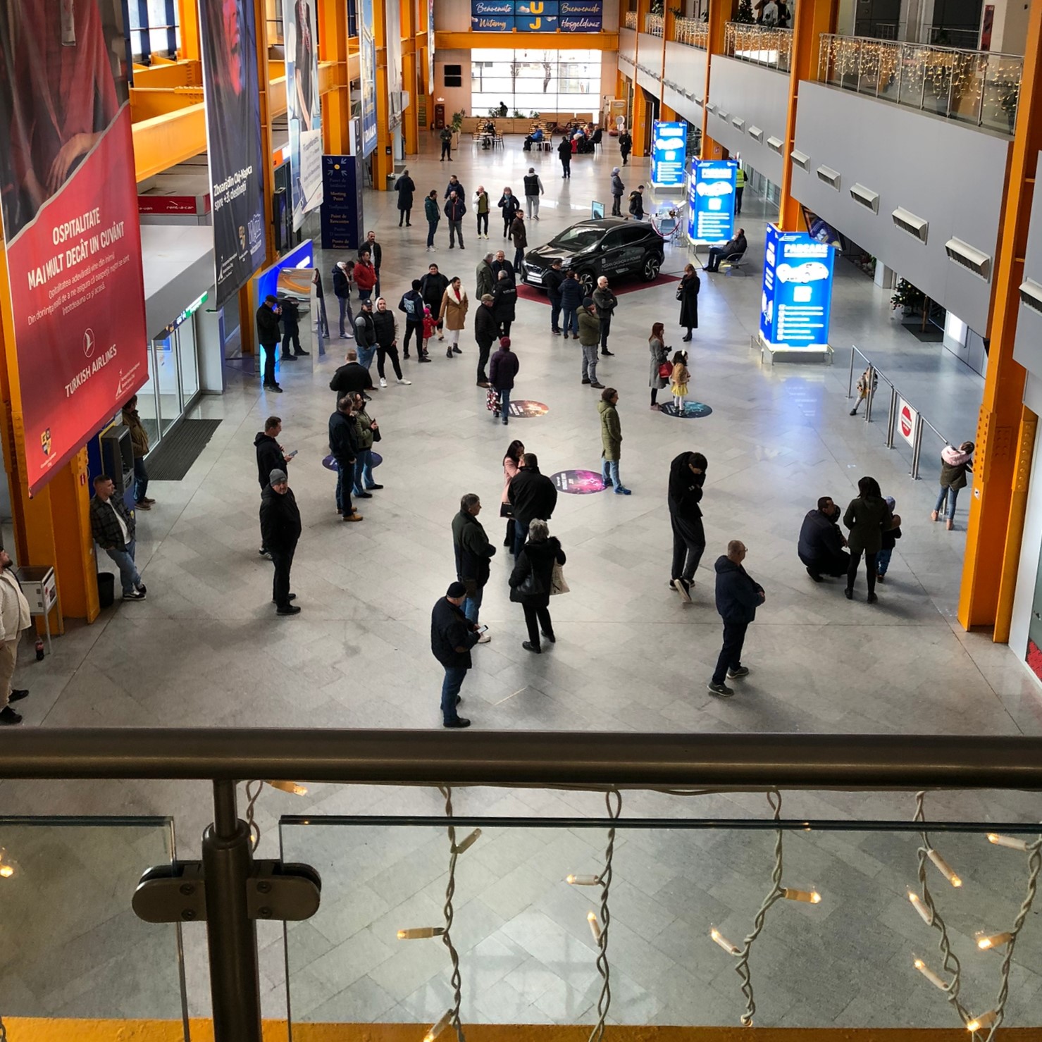 Traficul aerian din România, peste valorile din 2019. Aeroportul Cluj ...