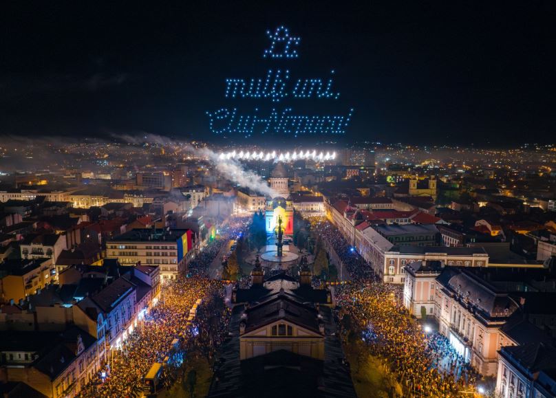 Peste 100.000 de clujeni și turiști au sărbătorit împreună Ziua Națională a României la Cluj ...