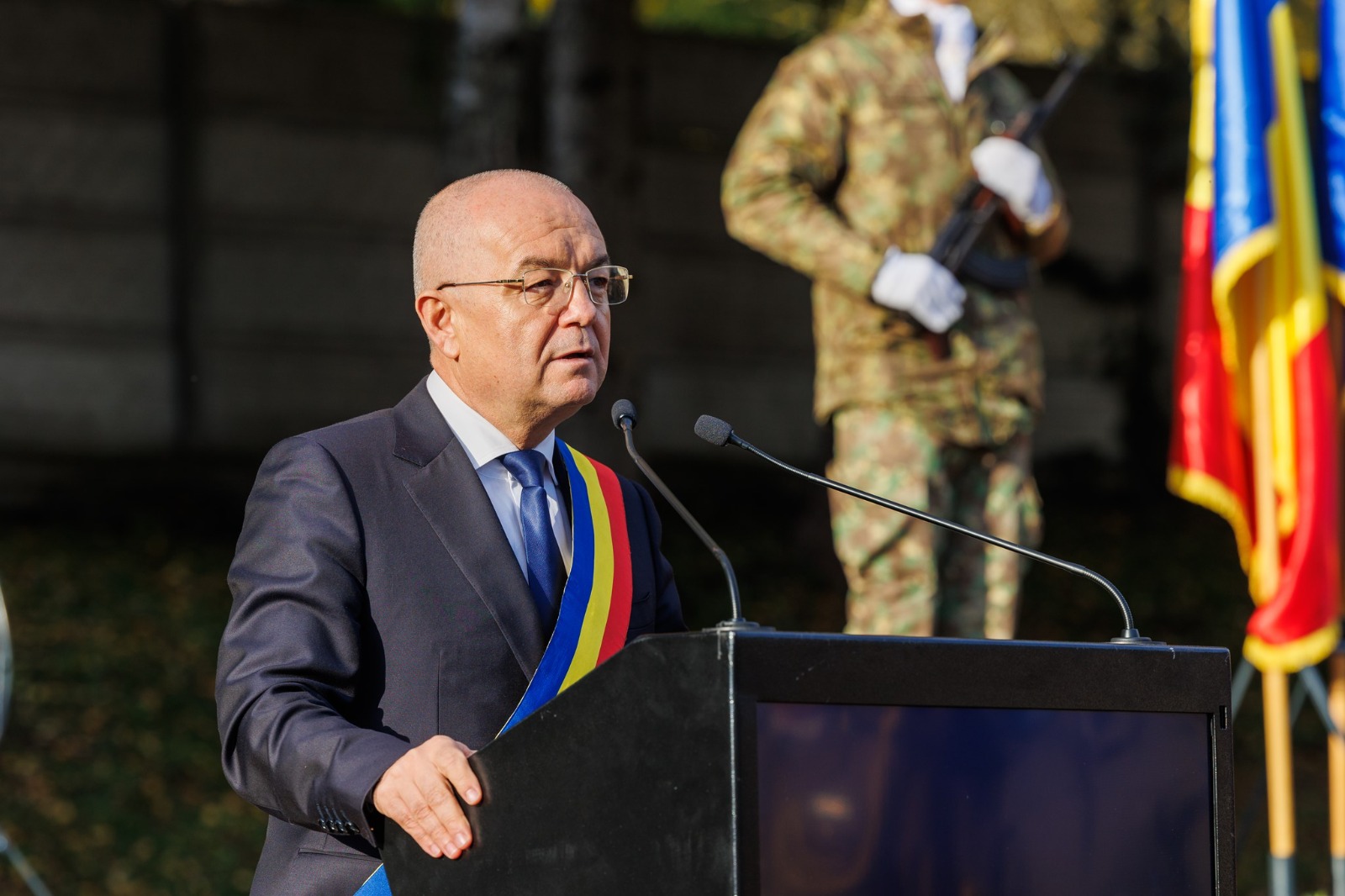 Sondaj INSCOP. Primarul Clujului Emil Boc, în topul încrederii ...