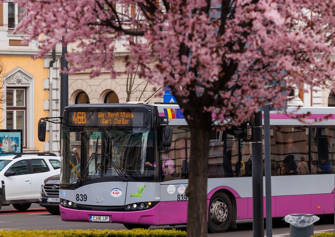 Paște Catolic 2024. Program prelungit la mijloacele de transport în comun, în noaptea de Înviere.