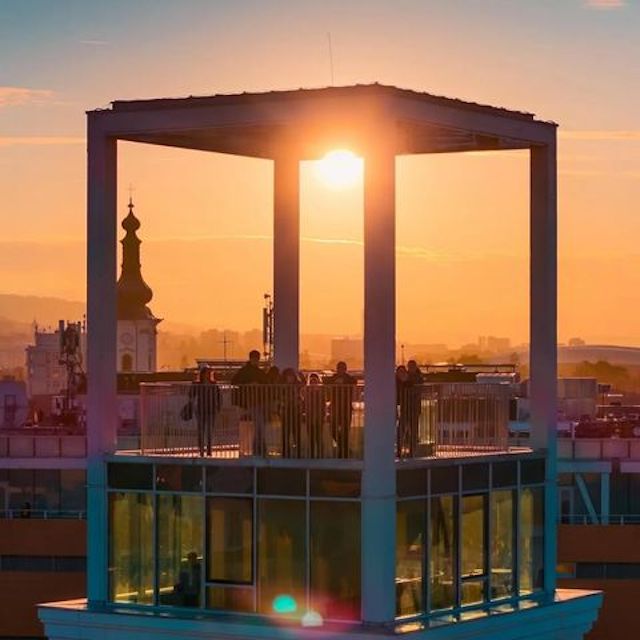 Turnul Pompierilor din Cluj-Napoca a fost închis! Vezi până când și ...
