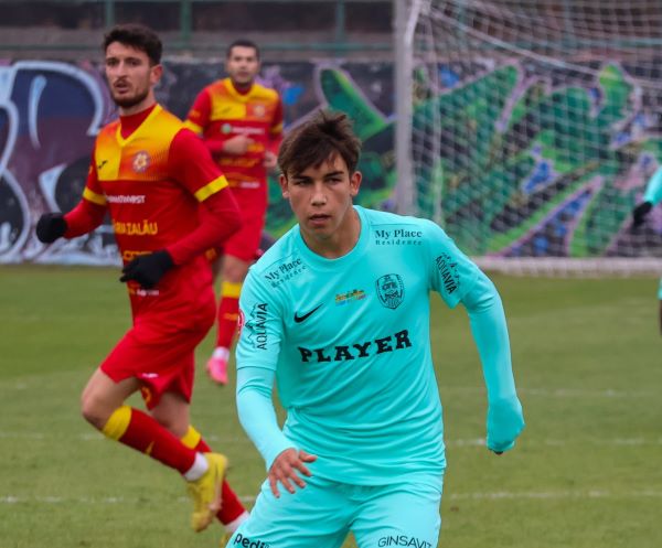 Cosmin Matei, un junior de 15 ani a debutat la CFR Cluj în amicalul ...