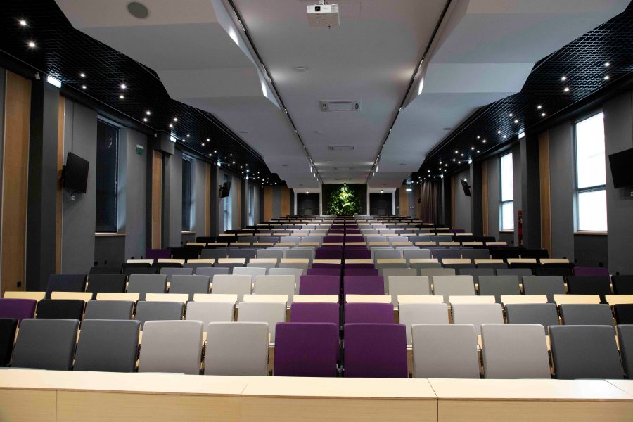 A fost inaugurat noul sediu al Facultății de Drept (UBB Cluj). Daniel ...
