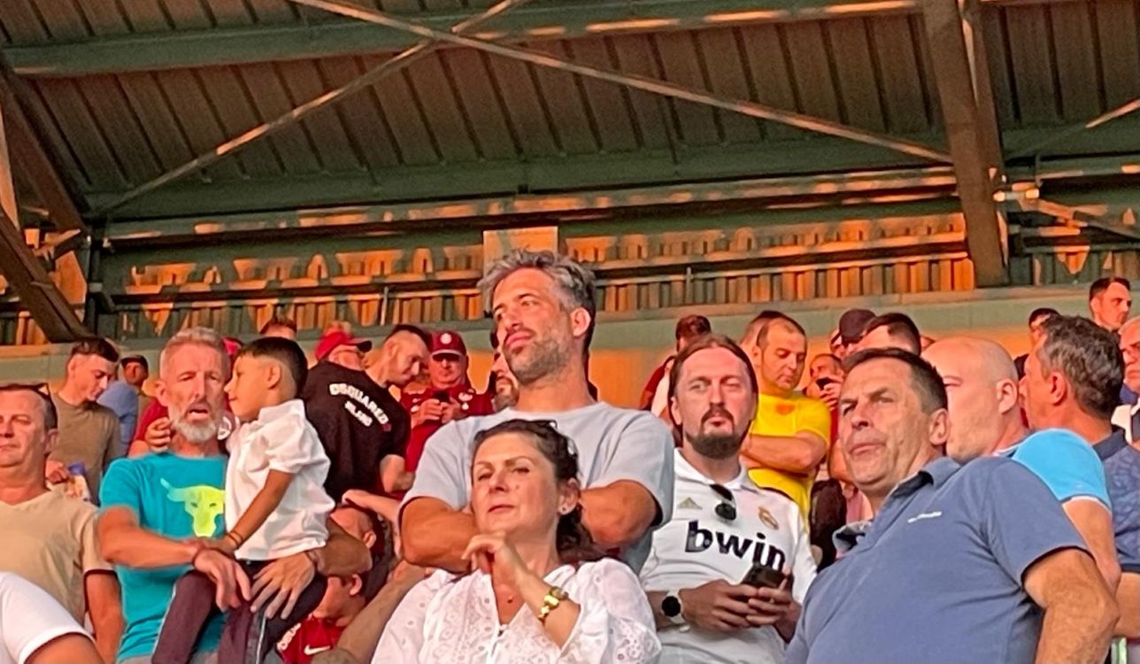 FOTO. CFR Cluj a fost susținută la meciul cu Braga de un fost jucător ...