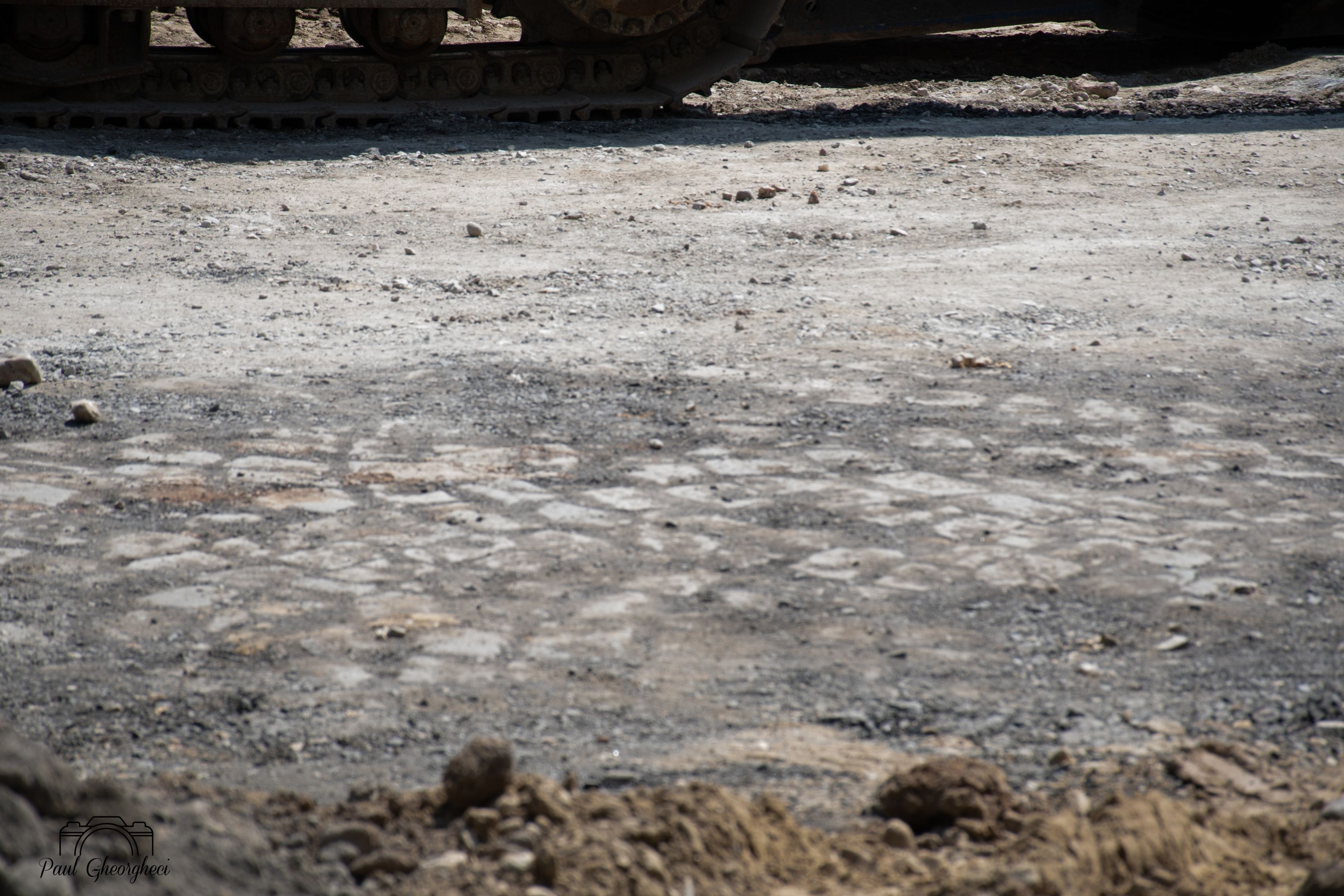 POZA ZILEI. Vechea piatră cubică de pe strada Dragalina a ieșit la lumină