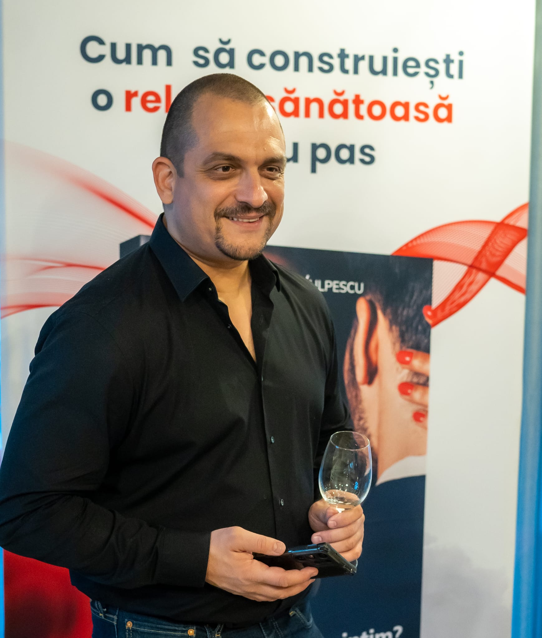 Andrei Bogdan Vulpescu ajunge la Cluj! Își lansează cartea „Iubim sau ...