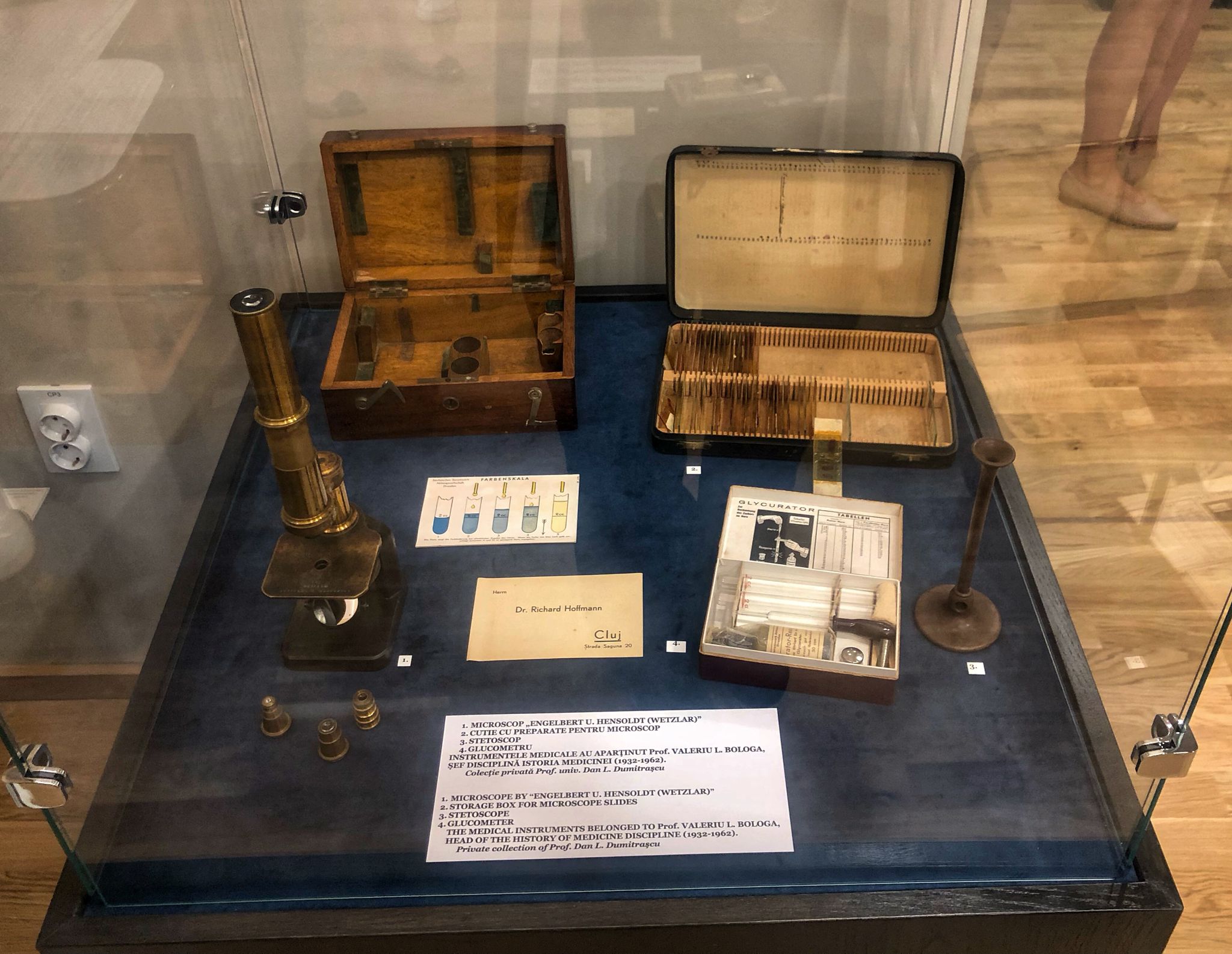 UMF a deschis Muzeul Școlii Medicale Clujene! Aici găsim biroul ...
