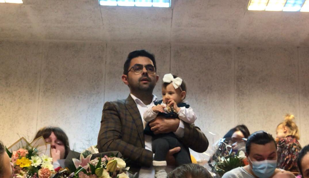 Întâlnire emoționantă. Părinții copiilor născuți prematur, mulțumiri ...