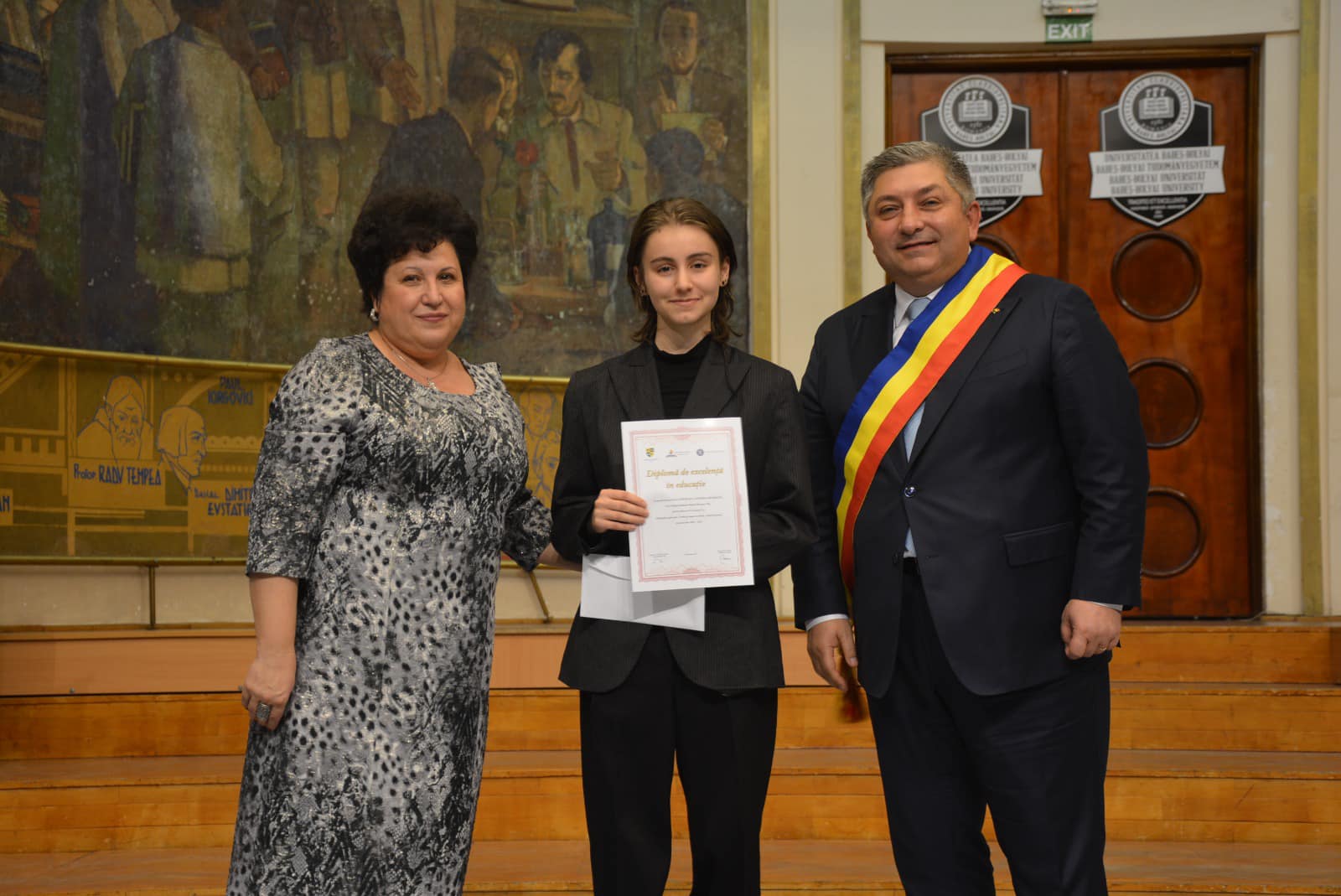 Elevii de elită ai Clujului! Peste 500 de tineri din județ, premiați ...