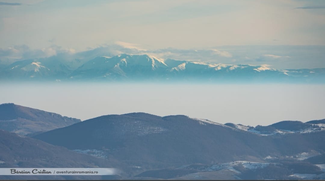 FOTO / Imagini superbe cu Munții Făgăraș fotografiați tocmai din Cluj ...