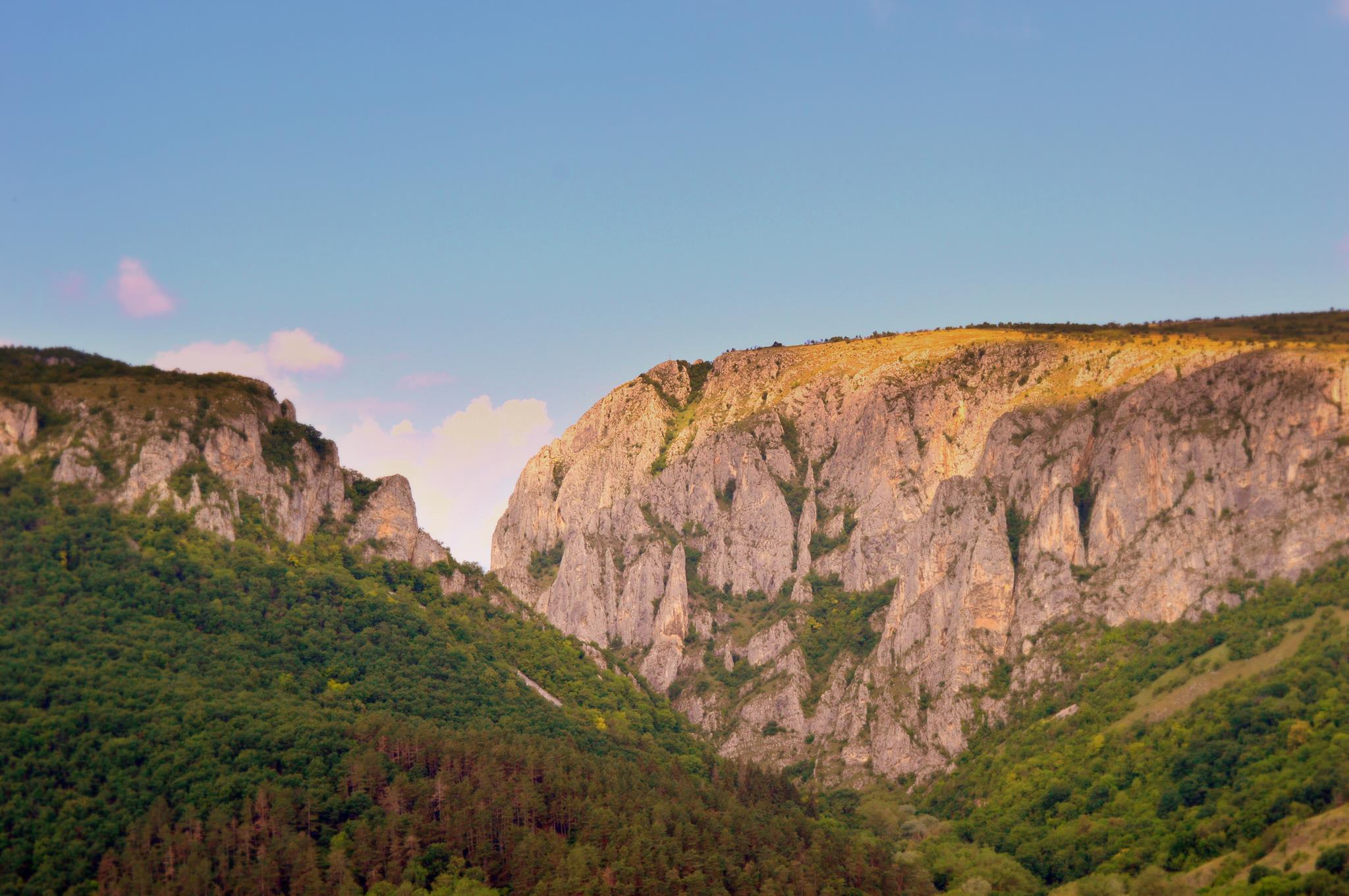 Cheile Borzești, ținutul cascadelor din Cluj. Destinație pentru un ...