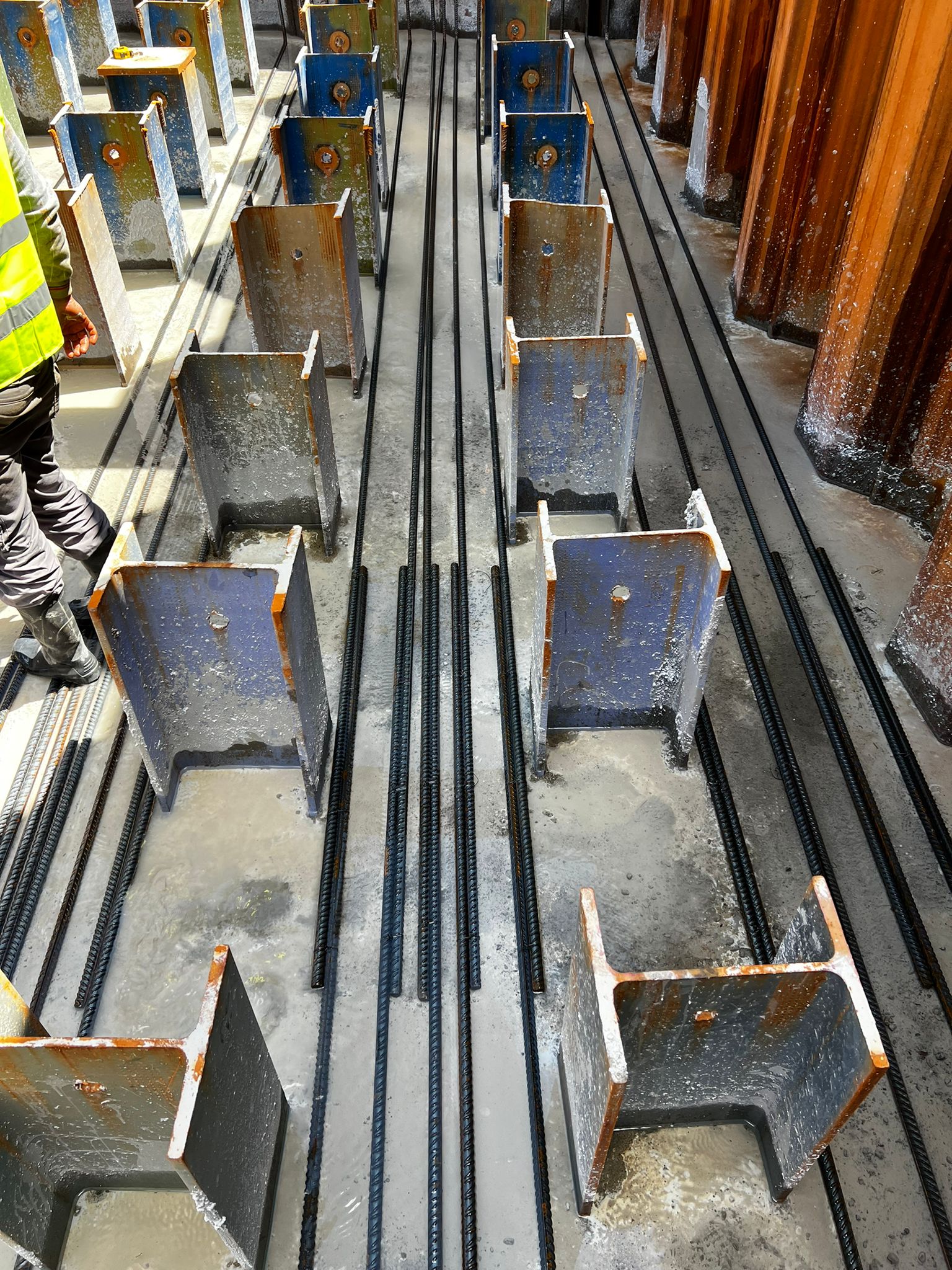 Lucrări impresionante la Podul Porțelanului. Când trebuie să fie gata? FOTO