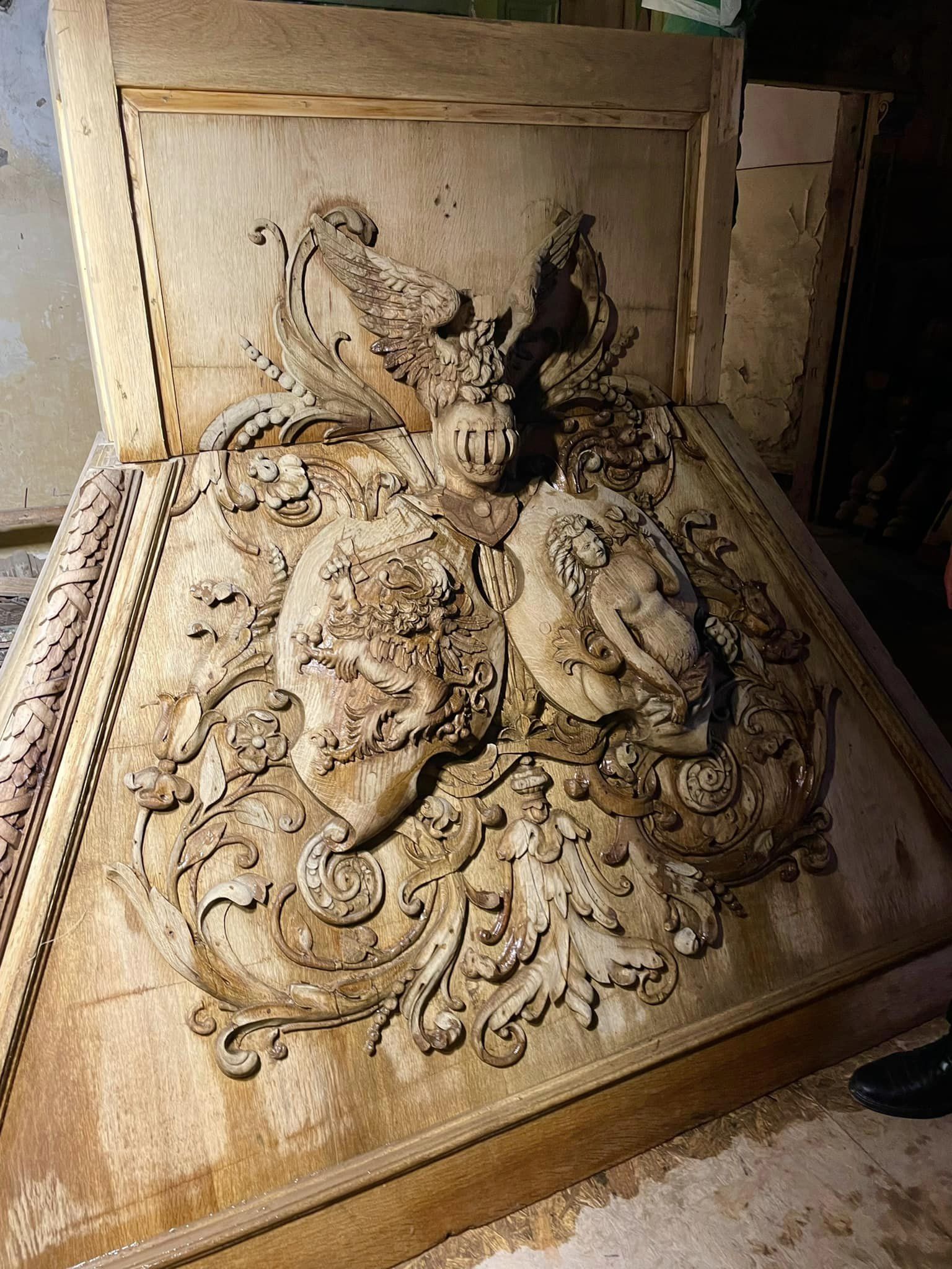 Castelul Banffy de la Răscruci, plin de surprize! În curând încep ...